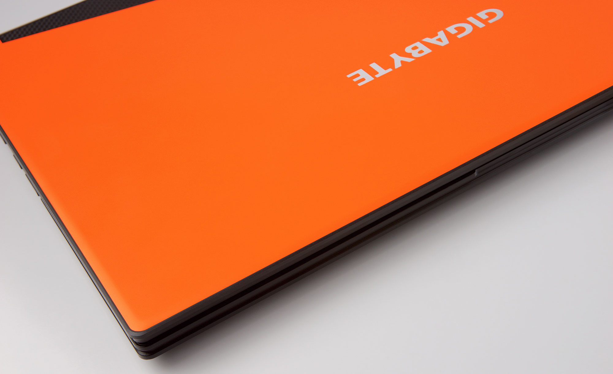 Gigabyte intros a colouful laptop that is Pantone certified – Pickr