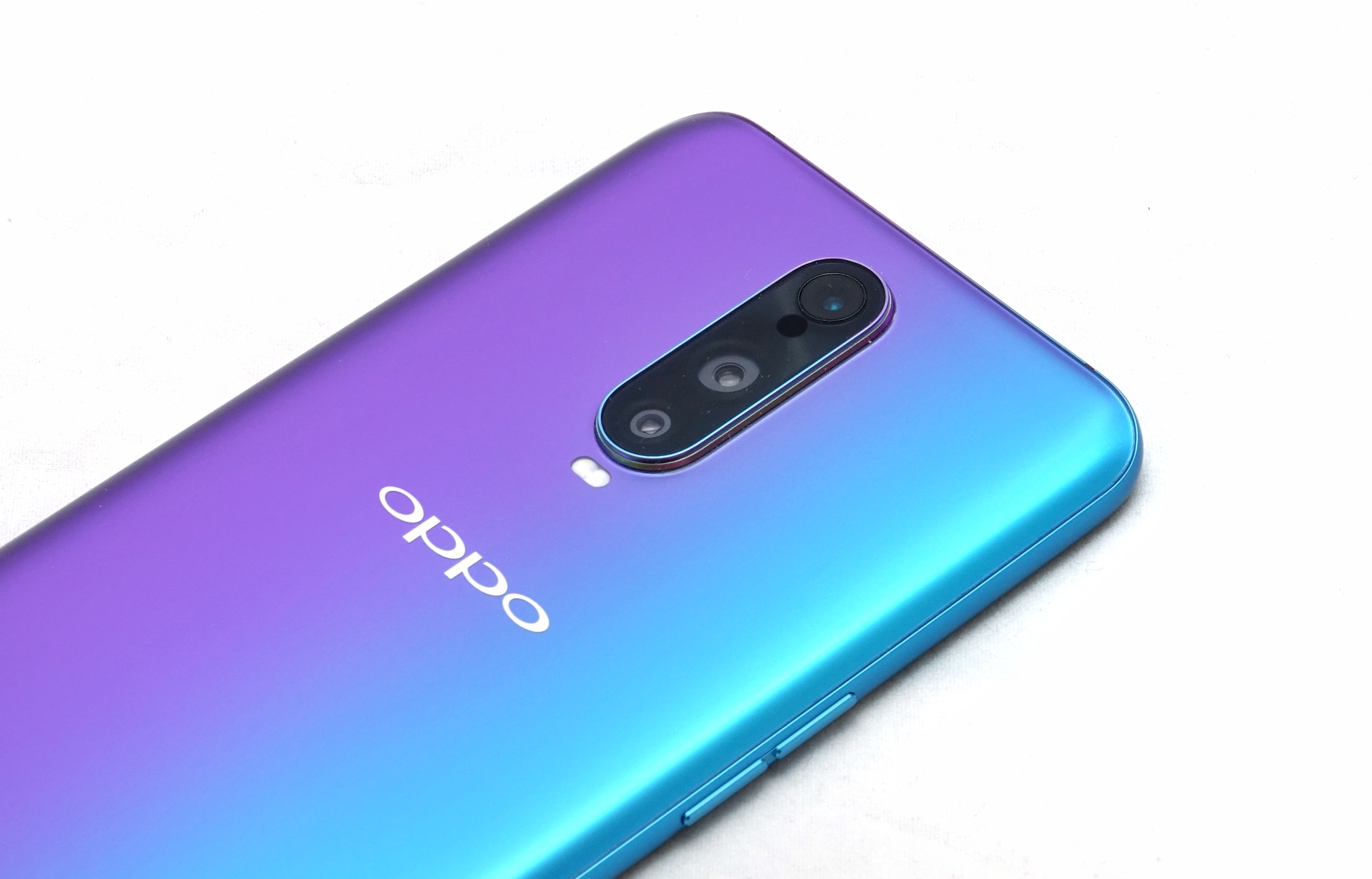 Review: Oppo R17 Pro – Pickr