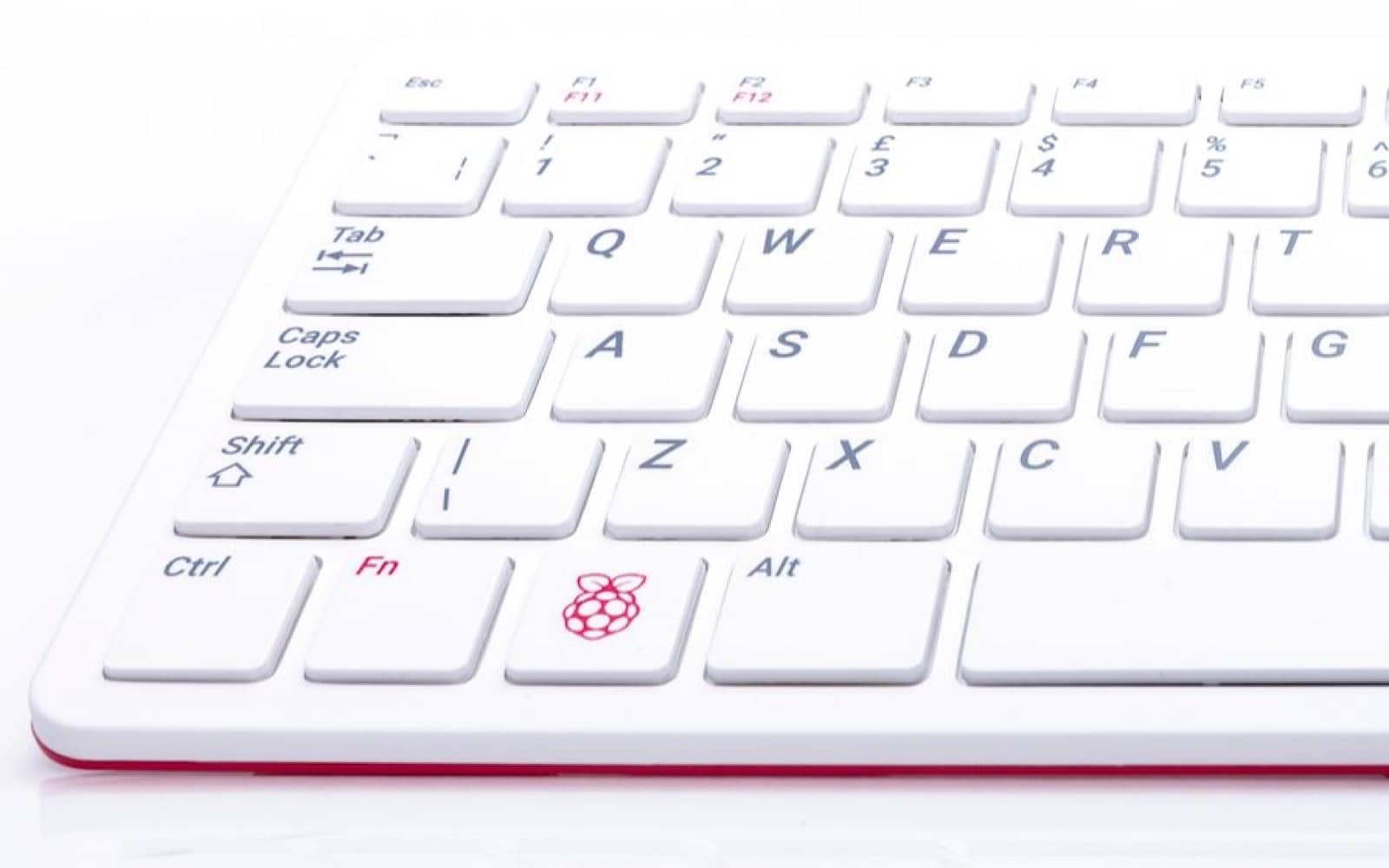 Raspberry Pi goes inside a keyboard – Pickr