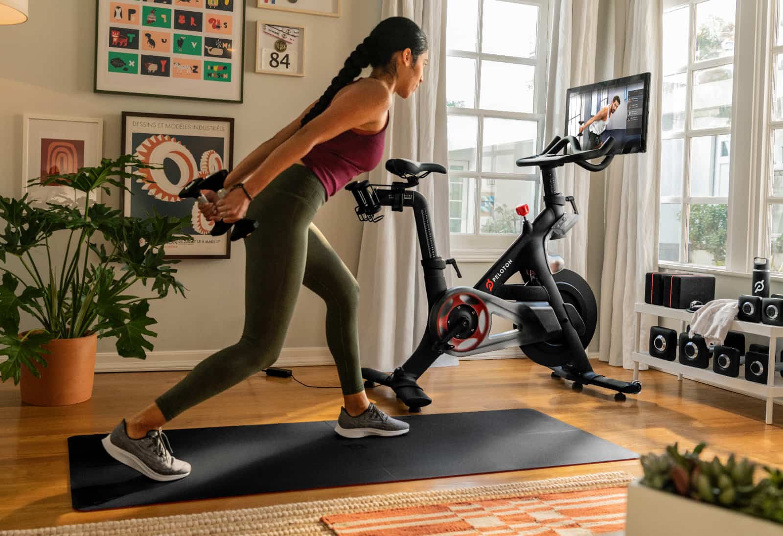 Peleton's tech Bike to roll into Australia this year – Pickr