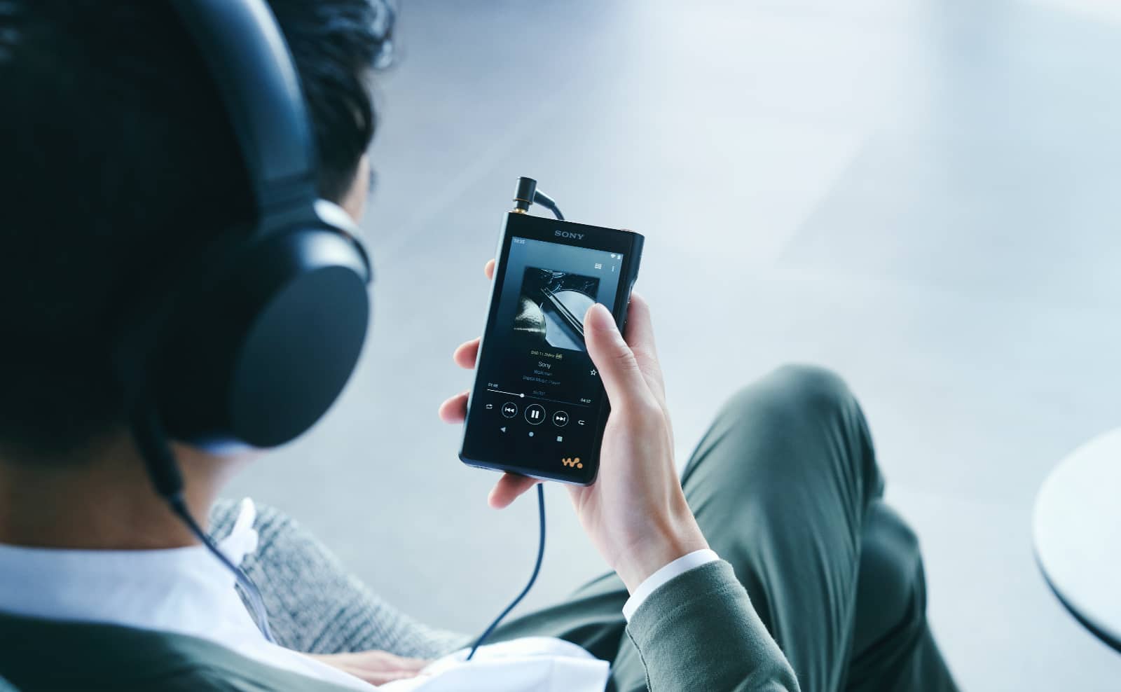 Sony offers up pricey high-res media players in AM2, ZM2 – Pickr