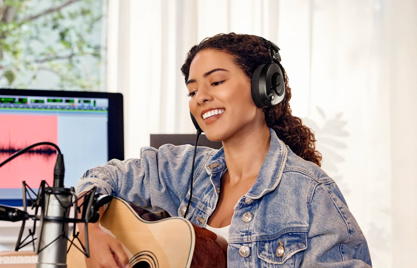 Australia's Rode designs a pair of headphones for content creators – Pickr