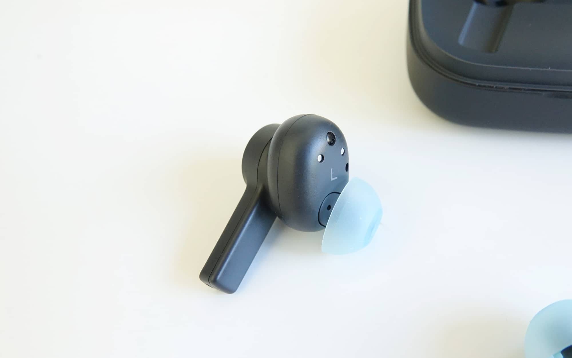 Bang & Olufsen Beoplay EX review – Pickr