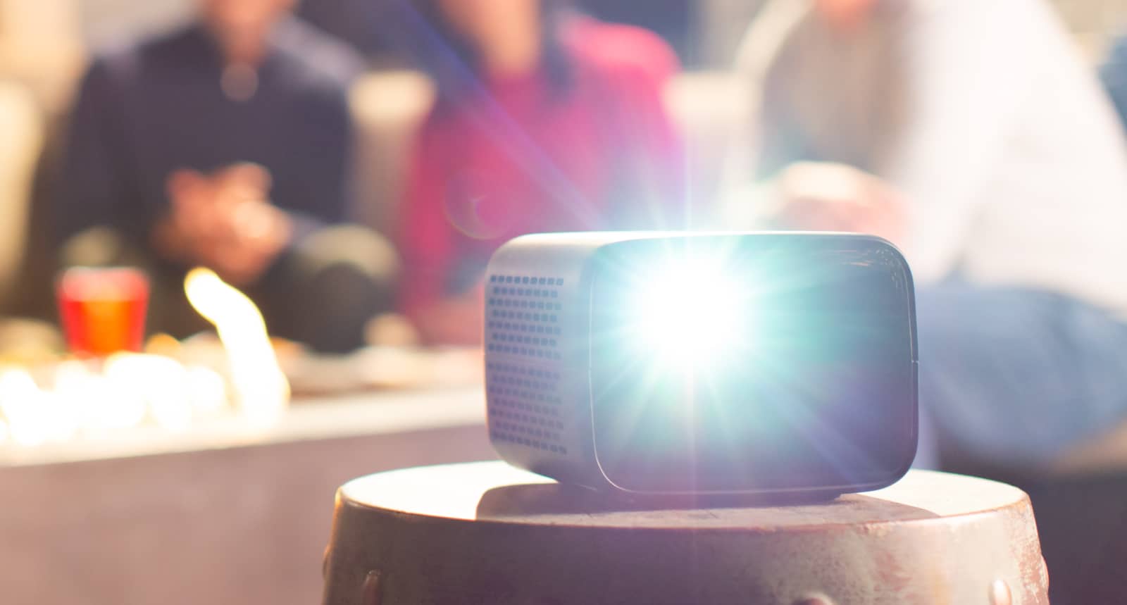 Philips packs a portable projector with Android TV – Pickr