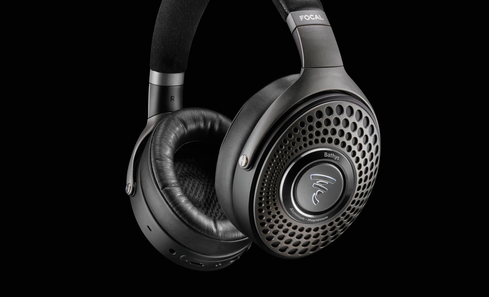Focal enters the world of wireless, ANC with Bathys headphones – Pickr