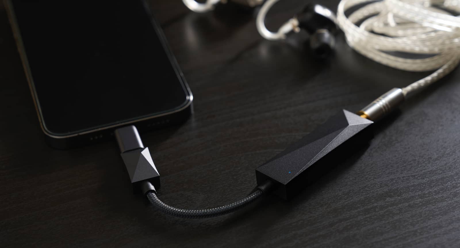 Astell & Kern readies a mic-ready compact DAC for phone, tablet – Pickr